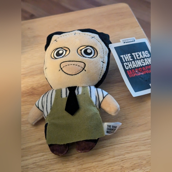 Kidrobot | Toys | New Texas Chainsaw Massacre Leatherface 8 Phunny ...